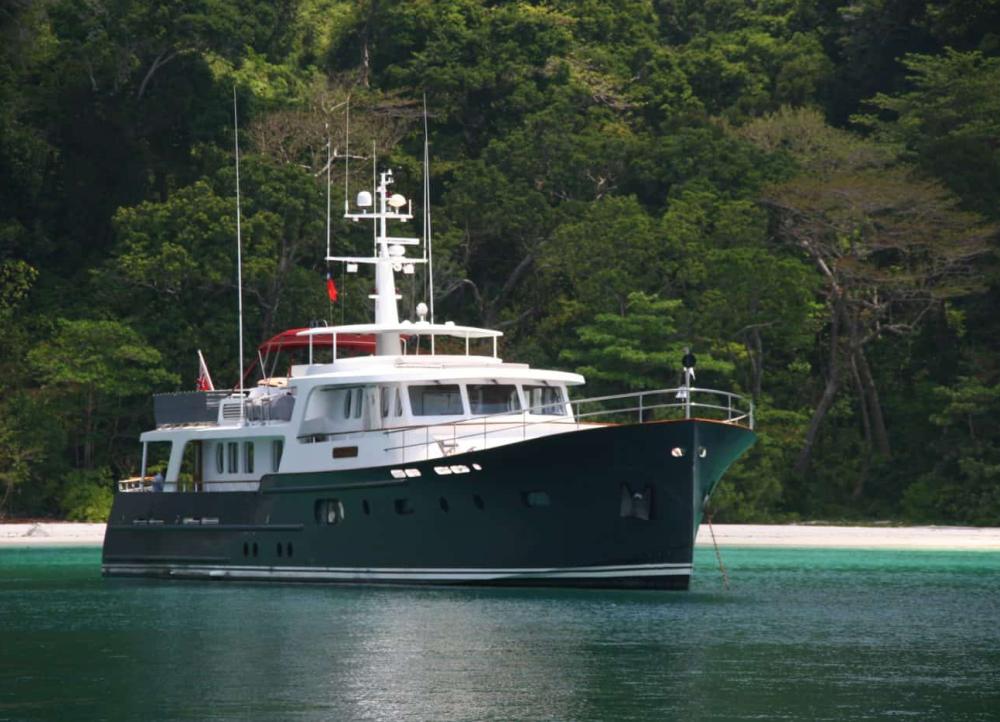 OCEA Commuter | OCEA Yachts